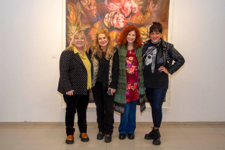 Mónica Rojas presentó en el Constantino su muestra “Escenario en ...