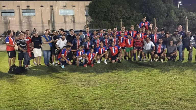 Partido solidario en Bragado Club a beneficio de Claudio Ramos ...